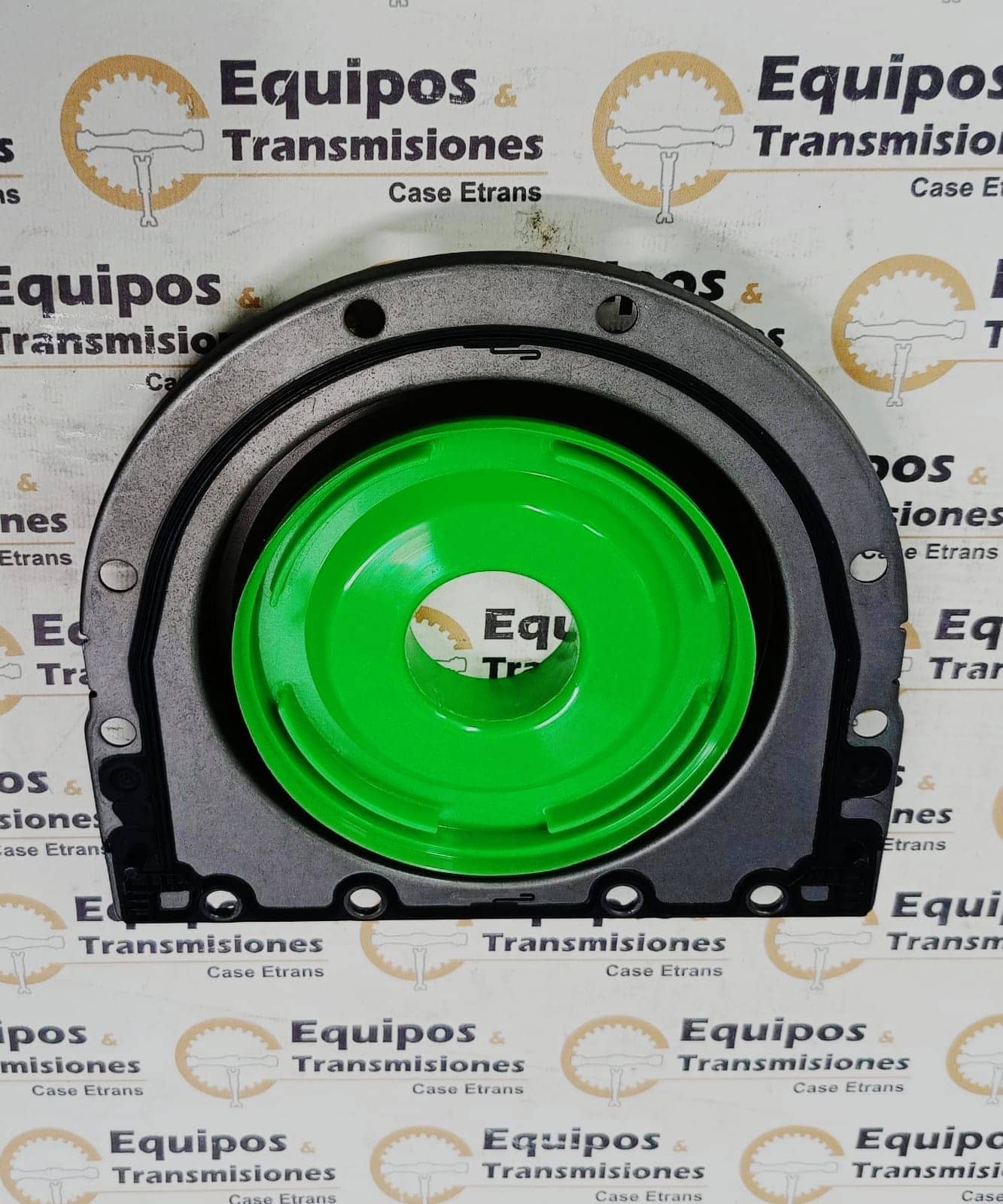 Retenedor trasero - P2418F704 | Croper